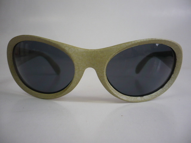 2188. KILLER LOOP キラーループ サングラス イタリア製(セル、プラスチックフレーム)｜売買されたオークション情報、yahooの商品情報をアーカイブ公開 - オークファン ...