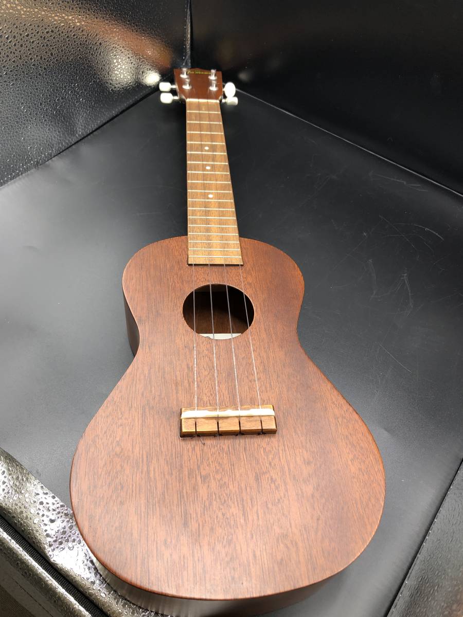 2061 Famous FC-1G コンサート ウクレレ ウクレレストラップとソフトケース付き(本体)｜売買されたオークション情報、yahoo ...
