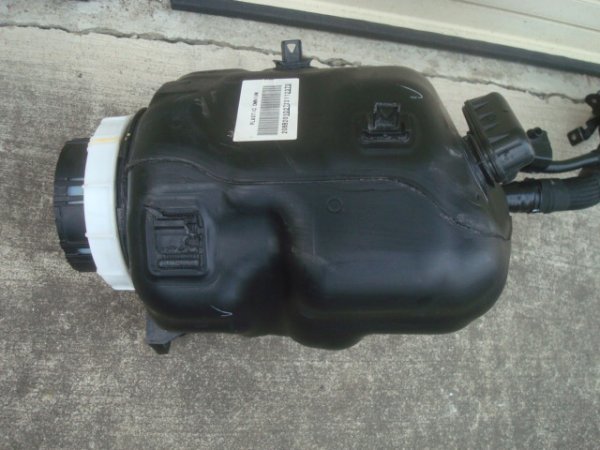 TOYOTA HIACE トヨタ ハイエース QDF-GDH211K 1E7 6型 1GD-FTV 純正 アドブルーポンプ パイプ タンク ...