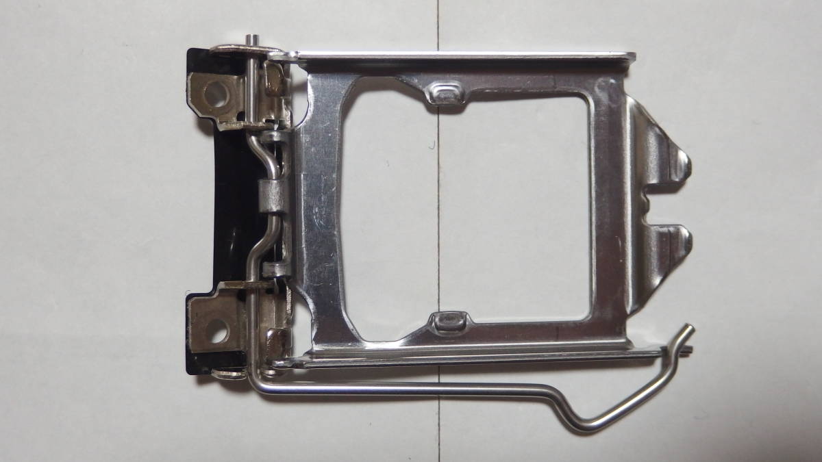 FOXCONN LGA115X マザーボード用 CPUソケットの固定部品 115XLM 31HL + 115XDBP 31HL + ねじ ...