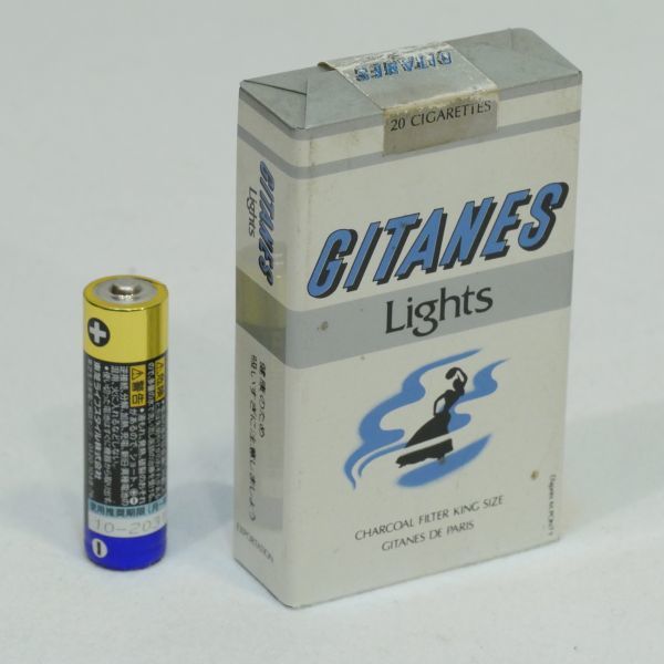 タバコ 自販機サンプル GITANES/ジタン Lights 展示箱掲示ディスプレイ空(たばこ)｜売買されたオークション情報、yahooの商品 ...