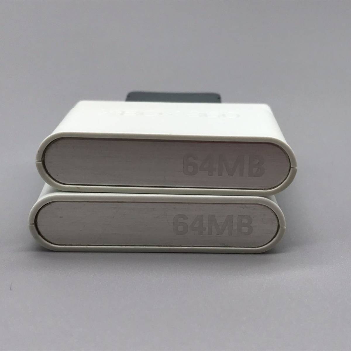 XBOX Memory Unit メモリーユニットX08-25319 純正 Xbox360 X807259-002 Microsoft 3個 まとめ売り み 64MB おすすめ(アクセサリ ...