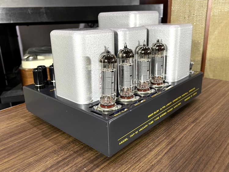 パワーアンプ UESUGI TAP-10 真空管 ステレオ 予備真空管 RCA TAMURA トランス ロゴプレート付属 Audio ...