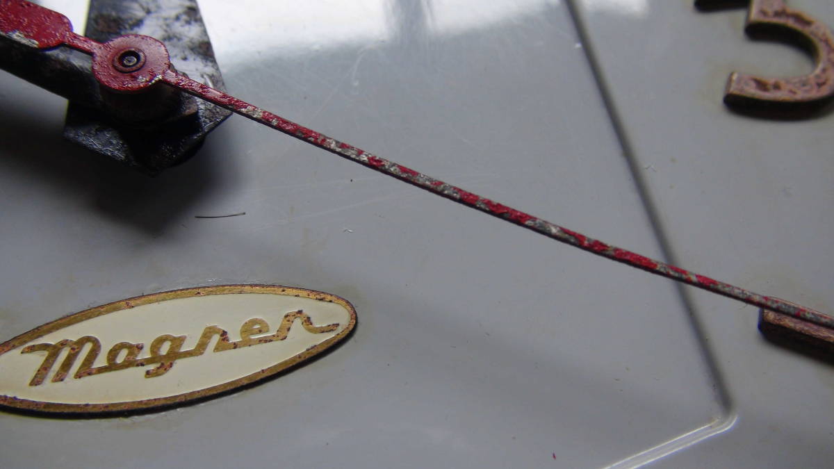 ①柱時計 マグナー電磁時計 magner社 昭和レトロ 昭和30年代 電池式 グリーン色 動きます(アナログ)｜売買されたオークション情報 ...