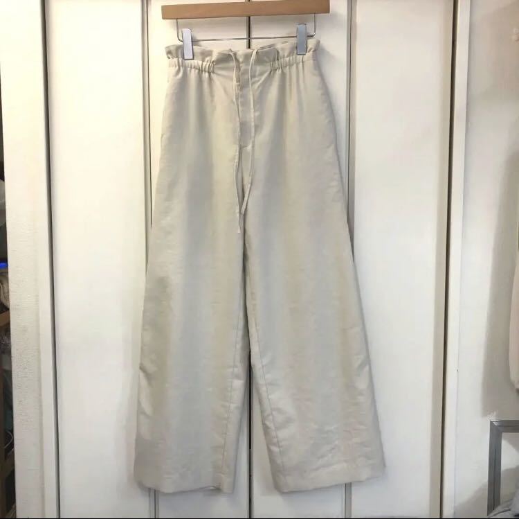 FRAMeWORK 20SS ドロストパンツ 38 ￥16500(フレームワーク)｜売買されたオークション情報、yahooの商品情報をアーカイブ公開 - オークファン（aucfan.com）