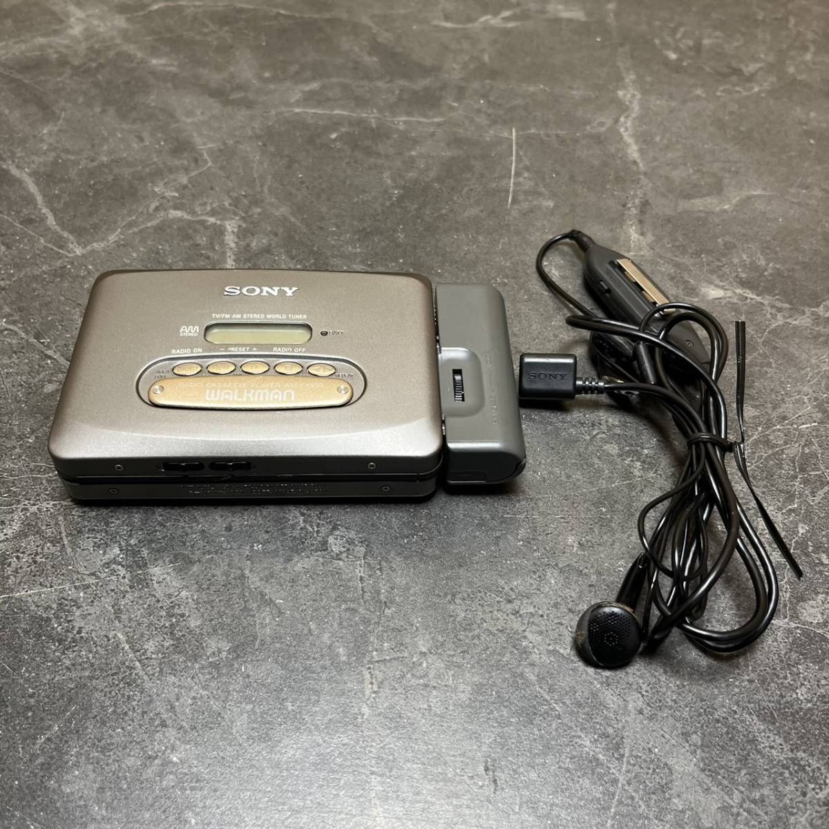 SONY ソニー WALKMAN ウォークマン WM-FX999 FM/AMラジオ ポータブルカセットプレーヤー シルバー 品/現状品/保管品 ...
