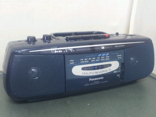 Panasonic/パナソニック ラジカセ RX-FS25 品(ラジカセ)｜売買されたオークション情報、yahooの商品情報をアーカイブ公開 ...