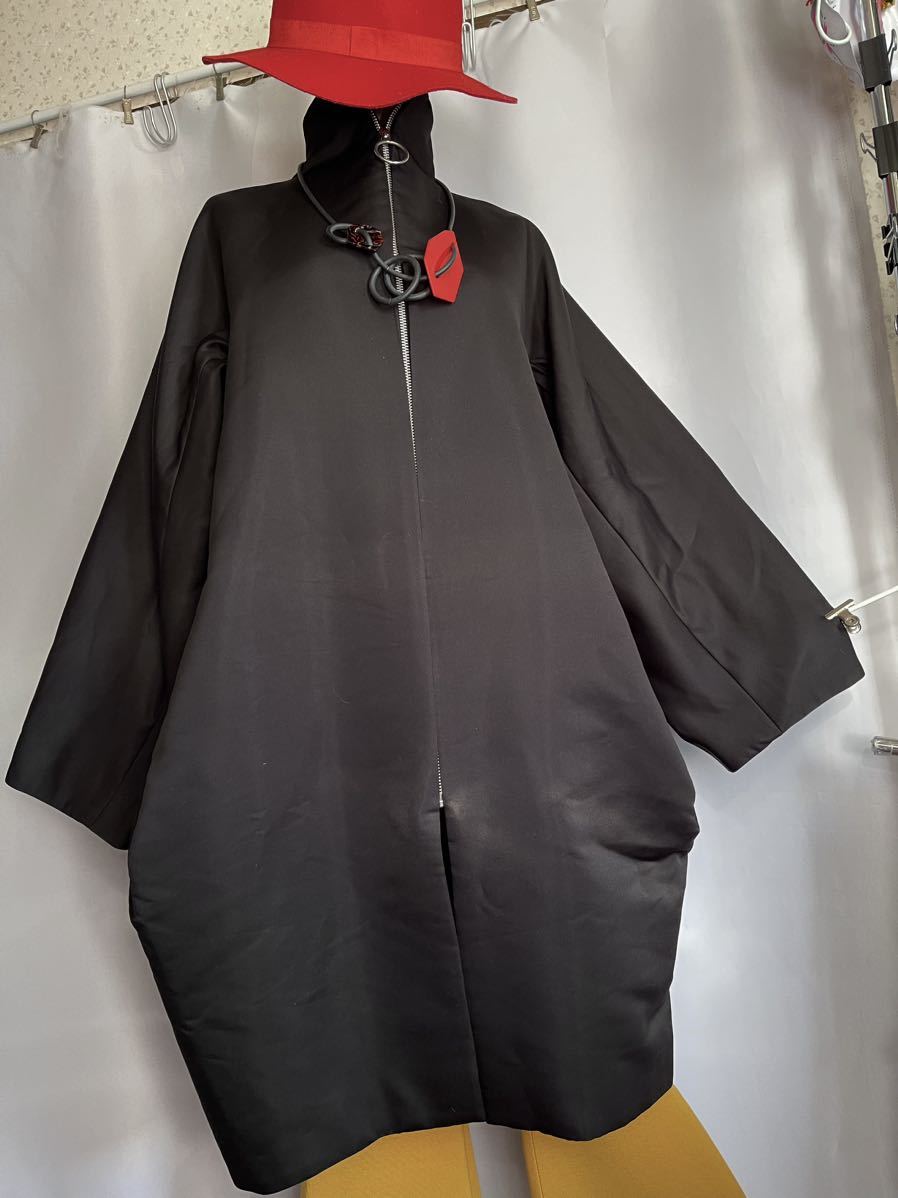 TRUNK HIROKO KOSHINO ぽんわりシルエット デザイナーズルック 黒 大きい(ヒロココシノ)｜売買されたオークション情報、yahooの商品情報をアーカイブ公開 - オークファン ...