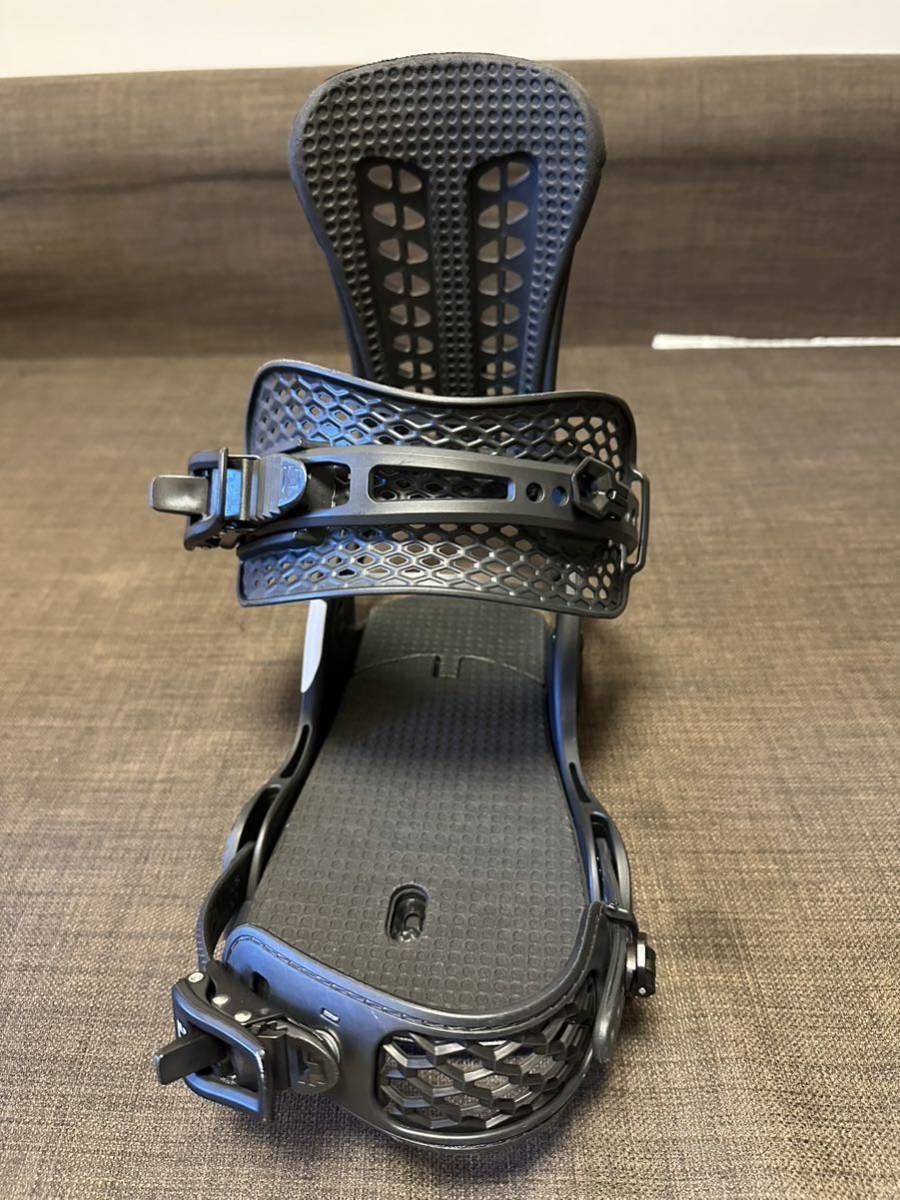 使用回数5回 22-23モデル UNION FORCE BLACK Mサイズ ユニオン フォース ウルトラ フラックス FLUX バートン ...