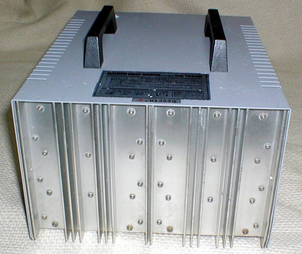 Cellstar DA-700SE DC.12V→AC.100V/7A/50-60Hz SUPER INVERTER 起動OK セルスター インバーター 交流出力100V-700W/周波数50 ...