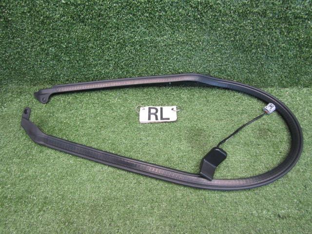 ヴェルファイア AGH30W 左スライドドア挟み込み防止センサー 84260-58040 送料 S1(トヨタ用)｜売買されたオークション情報 ...