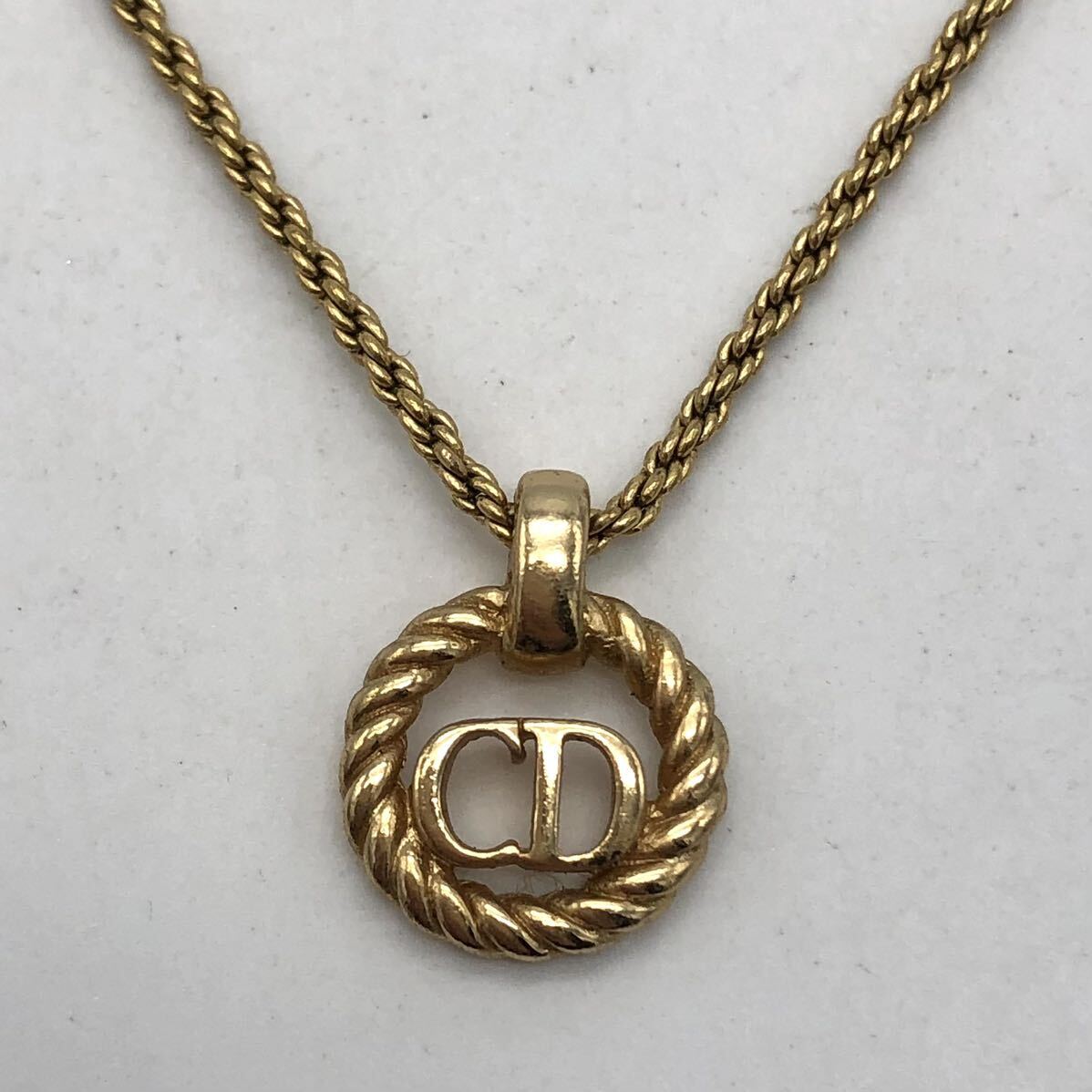Christian Dior クリスチャン ディオール ネックレス ラウンド CDロゴ ゴールド アクセサリー P1218(ネックレス（トップ ...