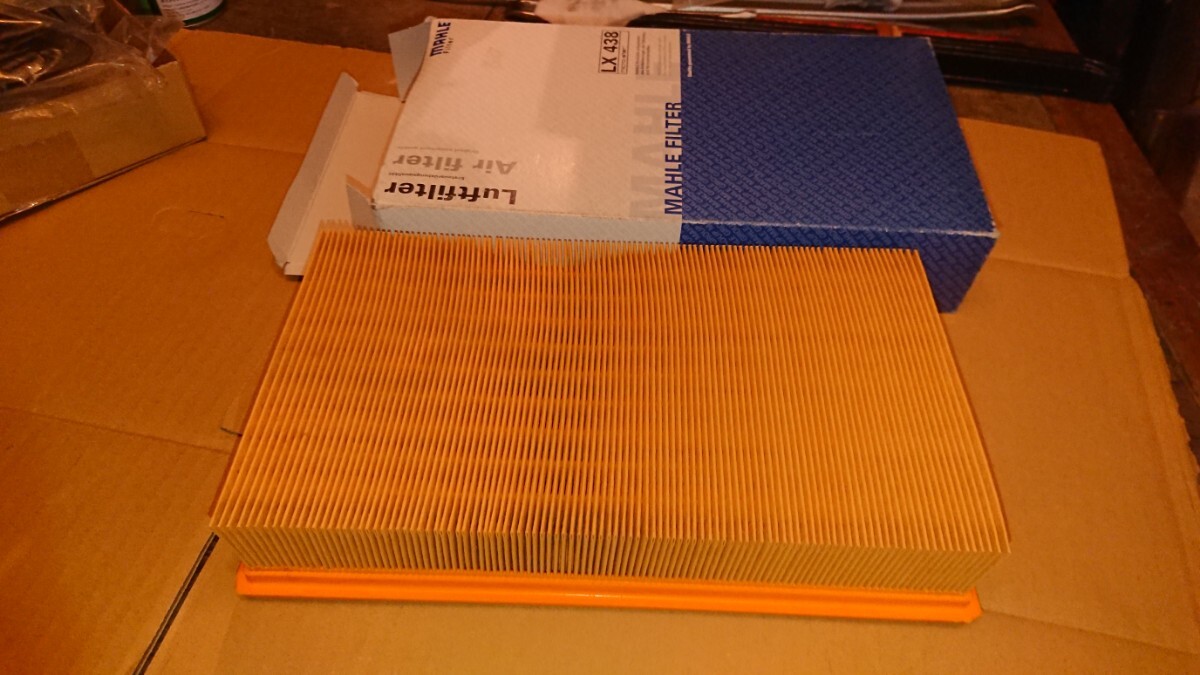 純正OEM MAHLE製 ベンツ Eクラス W124 エアフィルター/エアエレメント M104 直6 0030947104 1040940204 280E E280 320E 320TE ...