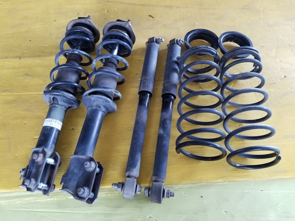 サスペンション 1台分 ミラジーノ TA-L700S(ショックアブソーバー)｜売買されたオークション情報、yahooの商品情報をアーカイブ公開 - オークファン（aucfan.com）