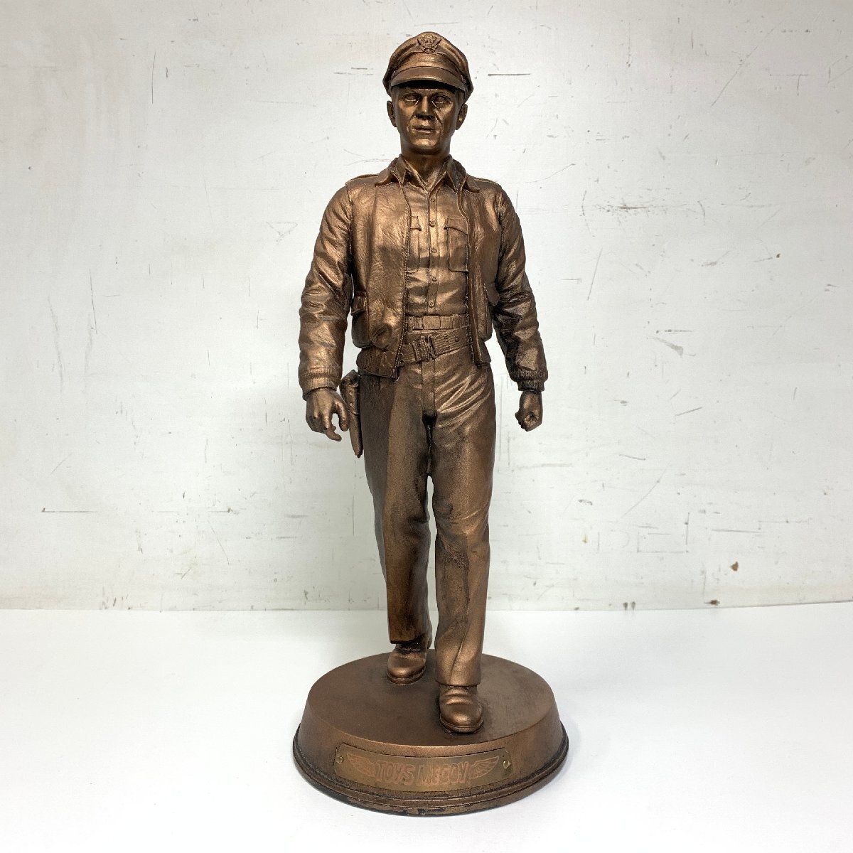 TOY'S McCOY キャプテンマッコイ スタチュー＜32.5cm＞ブロンズカラー CAPTAIN McCOY STATUE USAAF ...