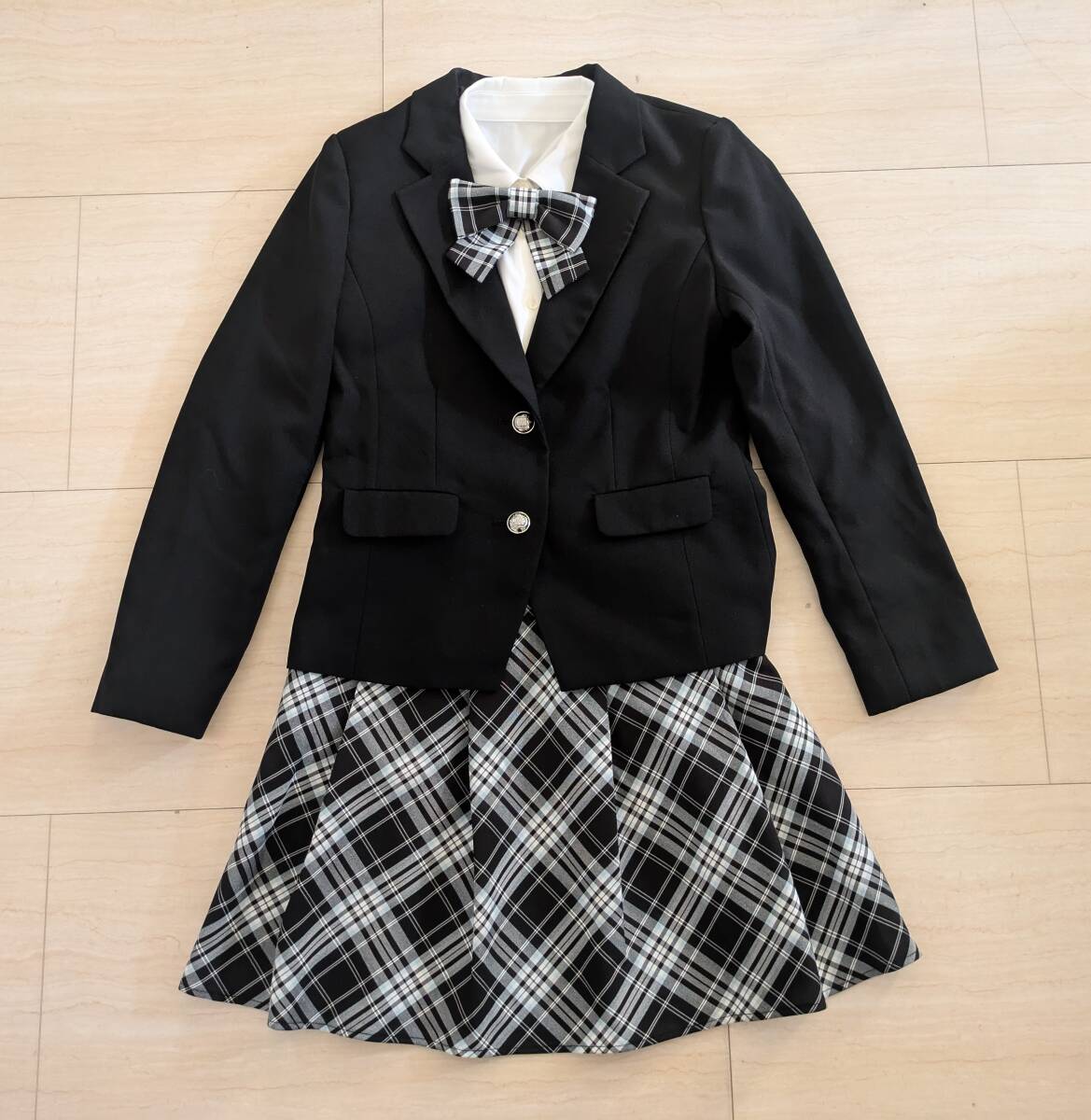 着用少 フォーマルスーツセット サイズ165(160（155cm～）以上)｜売買されたオークション情報、yahooの商品情報をアーカイブ公開 - オークファン（aucfan.com）