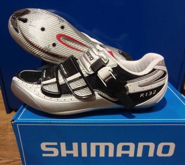激安 シマノShimanoロードシューズ R132 サイズ37/23.2cm(23cm～)｜売買されたオークション情報、yahooの商品情報を ...