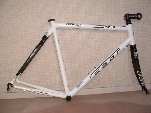 FELT 70(ロードバイク)｜売買されたオークション情報、yahooの商品情報をアーカイブ公開 - オークファン（aucfan.com）