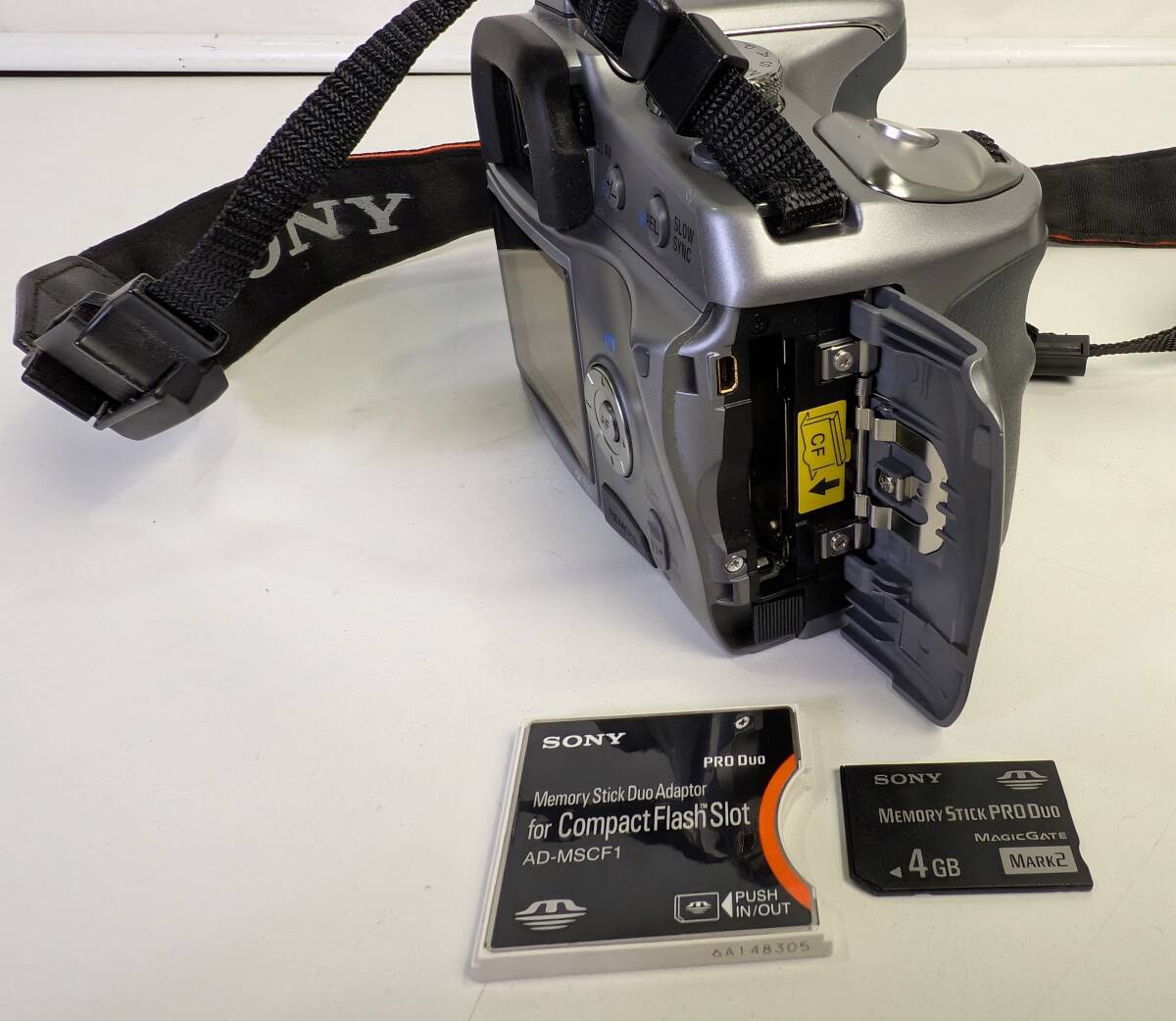SONY ソニー α100 DSLR-A100 デジタル一眼レフカメラ Memory StickDuo対応 Compact Flash ...