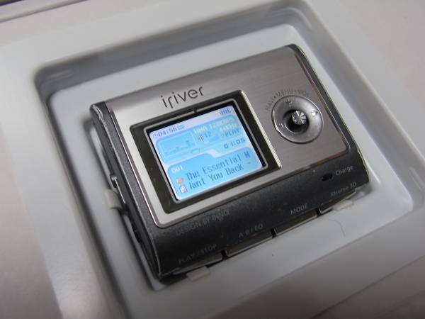アイリバー iRiver iFT-995 512MB mp3 プレイヤー(アイリバー)｜売買されたオークション情報、yahooの商品情報を ...