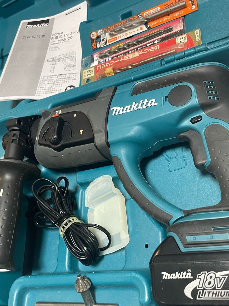 マキタ HR202D 充電式 ハンマドリル 付属品多数 18V 純正バッテリー 充電器付き ハンマードリル 111820(本体)｜売買された ...