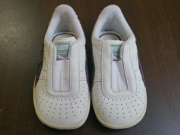 PUMA プーマ スニーカー 13cm(13cm～)｜売買されたオークション情報、yahooの商品情報をアーカイブ公開 - オークファン ...