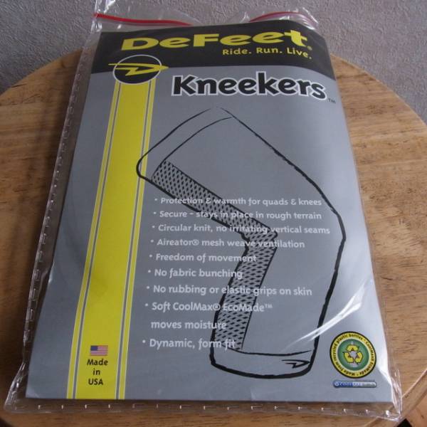 DeFeet Keekers ニーウォーマー ブラック 送料200円(ウォーマー、カバー)｜売買されたオークション情報、yahooの商品情報を ...