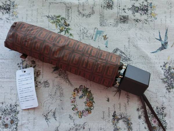 Q-pot.おりたたみ傘 チョコレート(Q-pot)｜売買されたオークション情報、yahooの商品情報をアーカイブ公開 - オークファン（aucfan.com）