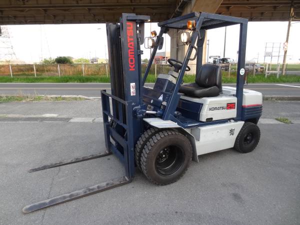 コマツフォークリフト/FG25-11/フロントWタイヤ仕様/400時間(建設機械、重機)｜売買されたオークション情報、yahooの商品情報を ...