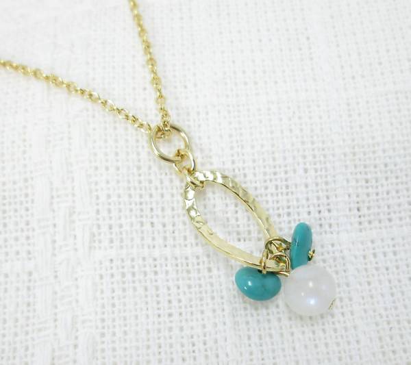 ブルームーンストーンとターコイズツイストリングネックレスE243(ムーンストーン)｜売買されたオークション情報、yahooの商品情報をアーカイブ公開 - オークファン（aucfan.com）