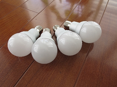 LED電球 E17 4.8W 55型相当 2個+4個 調光付(LED電球)｜売買されたオークション情報、yahooの商品情報をアーカイブ公開 ...