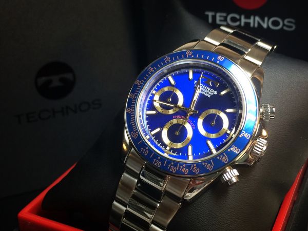 1円スタート×2個technossテクノス クロノグラフ腕時計(テクノス)｜売買されたオークション情報、yahooの商品情報をアーカイブ公開 ...