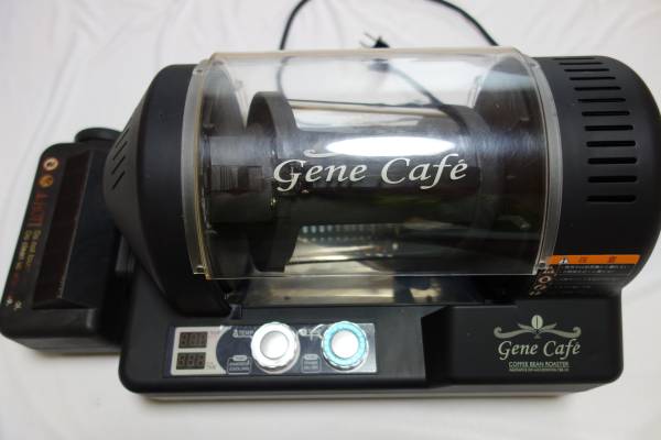 ジェネカフェ GENE CAFE 家庭用電動コーヒー豆焙煎機 熱風式(コーヒー用品)｜売買されたオークション情報、yahooの商品情報をアーカイブ公開 - オークファン（aucfan.com）