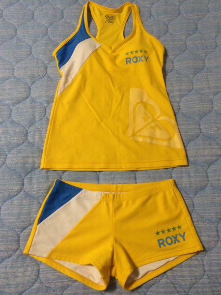 /ROXY 水着/Mサイズ(ロキシー)｜売買されたオークション情報、yahooの商品情報をアーカイブ公開 - オークファン（aucfan.com）
