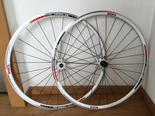 品 Dt swiss r1900 前後セット(27インチ、700C)｜売買されたオークション情報、yahooの商品情報をアーカイブ公開 ...