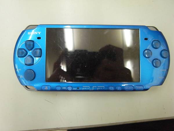 PSP-3000 ブルー(PSP3000シリーズ)｜売買されたオークション情報、yahooの商品情報をアーカイブ公開 - オークファン（aucfan.com）
