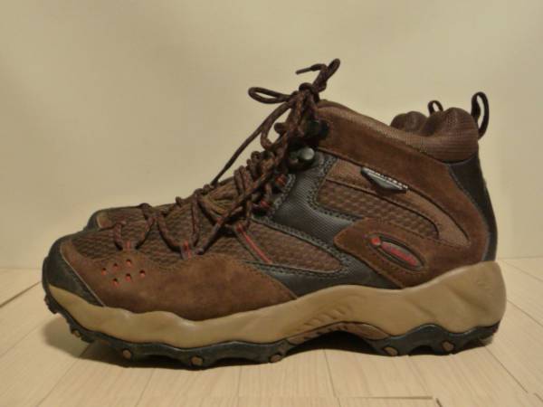 Columbia コロンビア Saber Mid セイバーミッド Tar YM5057-059 トレッキングシューズ 28cm(その他)｜売買されたオークション情報、yahooの商品情報を ...