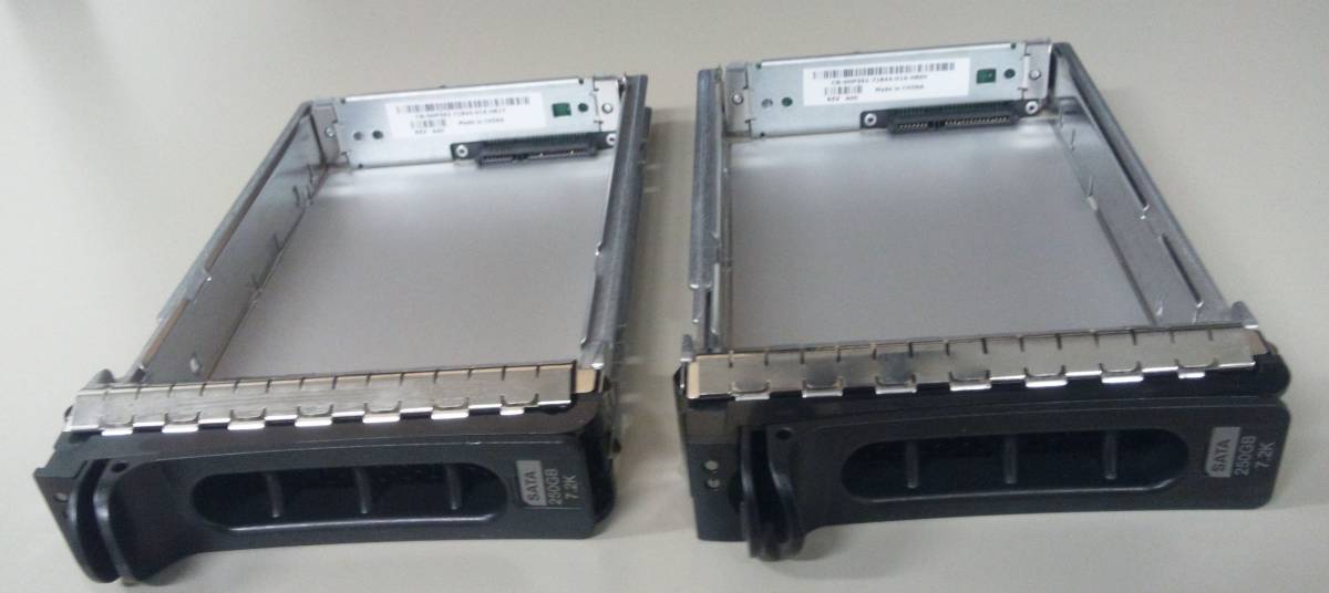 Dell PowerEdge HDD マウンタ 3.5 トレイ SATAuインターポーザ PowerEdge 2950 R905 ...