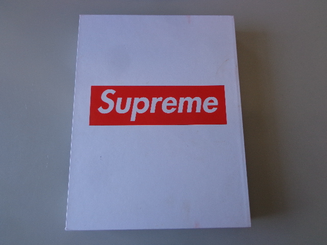 新品 Supreme Book RIZZOLI シュプリーム 写真集 アーカイブ作品集 本 フォトブック｜ファッション