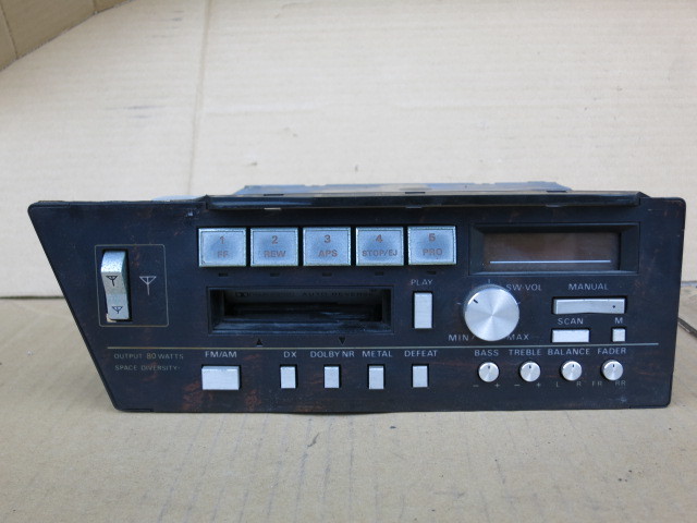 Z31 / 純正オーディオデッキ FM&AMラジオ カセット B-26 検索 Z31 HZ31 HGZ31 GZ31 PGZ31 PZ31 ...