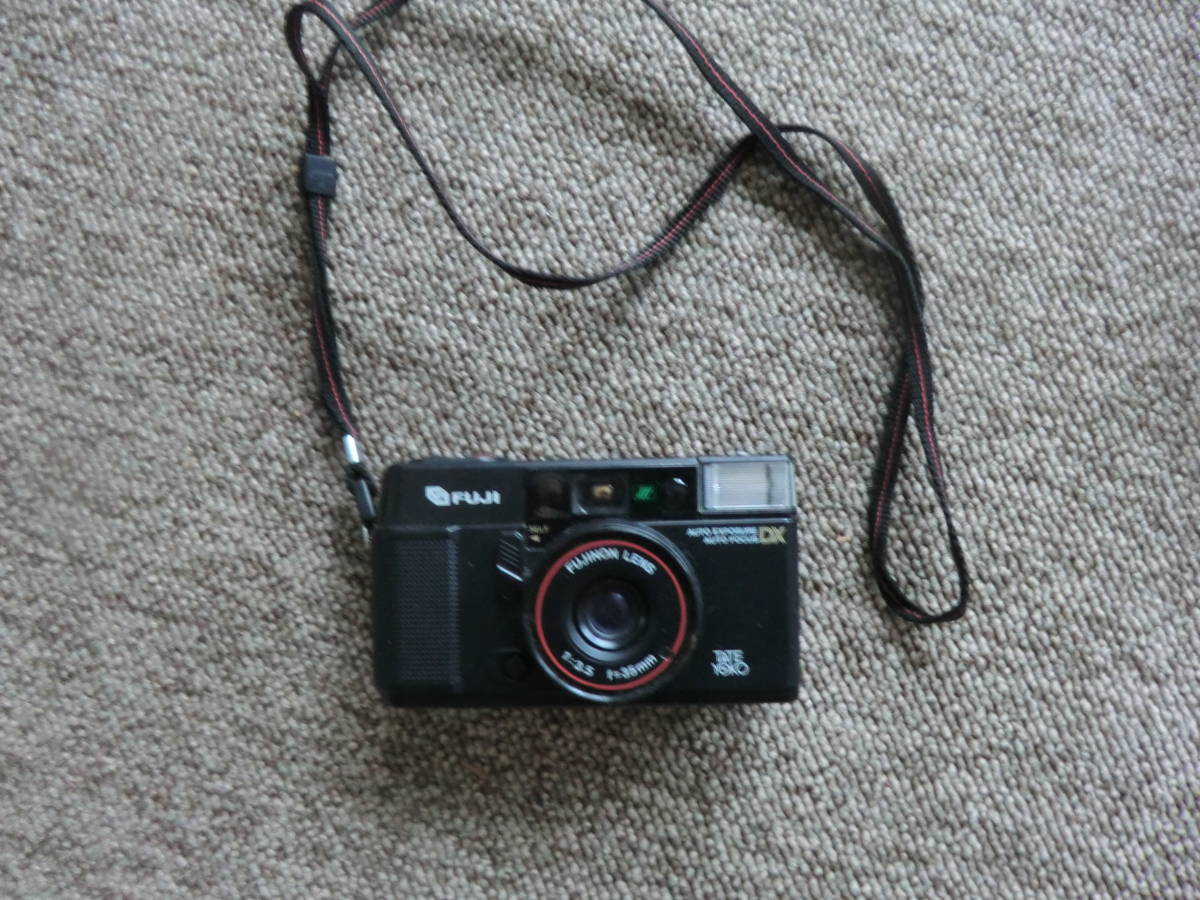 ジャンク品 FUJIカメラ AUTO-8QD FUJI NON LENS AUTO EXPOSURE AUTO FOCUS DX 1:3.5 ...