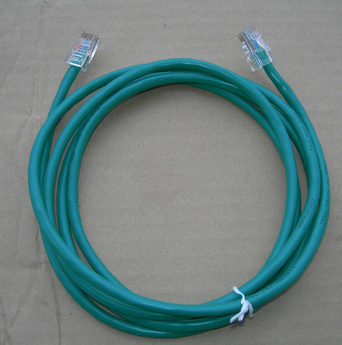 LANケーブル 約2.0m E188601-J TYPE CM 24AWG/4PRS .. CAT.5 PATCH CABLE TO TIA ...