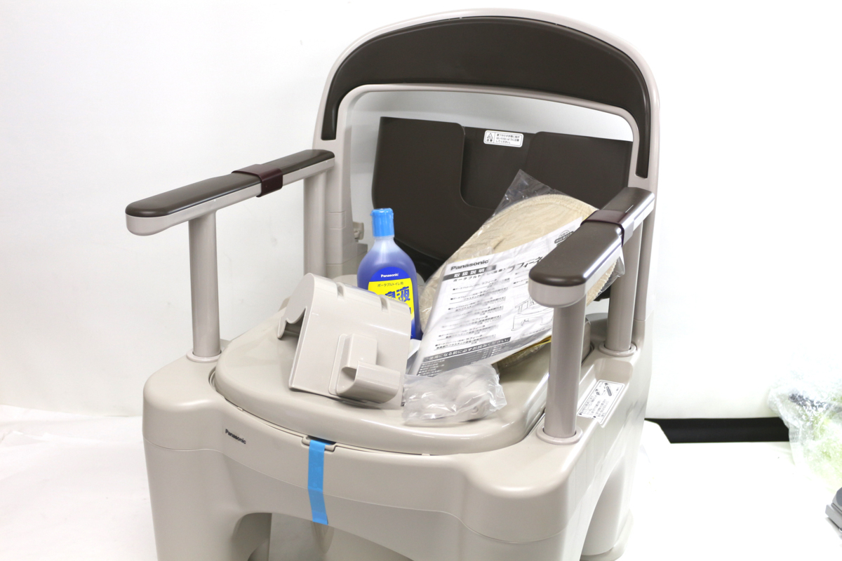 09-0182 panasonic ポータブルトイレ 座楽 ラフィーネ PN-L30200 ブラウン 箱無し(ポータブルトイレ)｜売買された ...