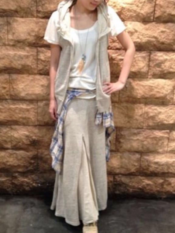 goa ゴア ロングスカート(Mサイズ)｜売買されたオークション情報、yahooの商品情報をアーカイブ公開 - オークファン（aucfan.com）