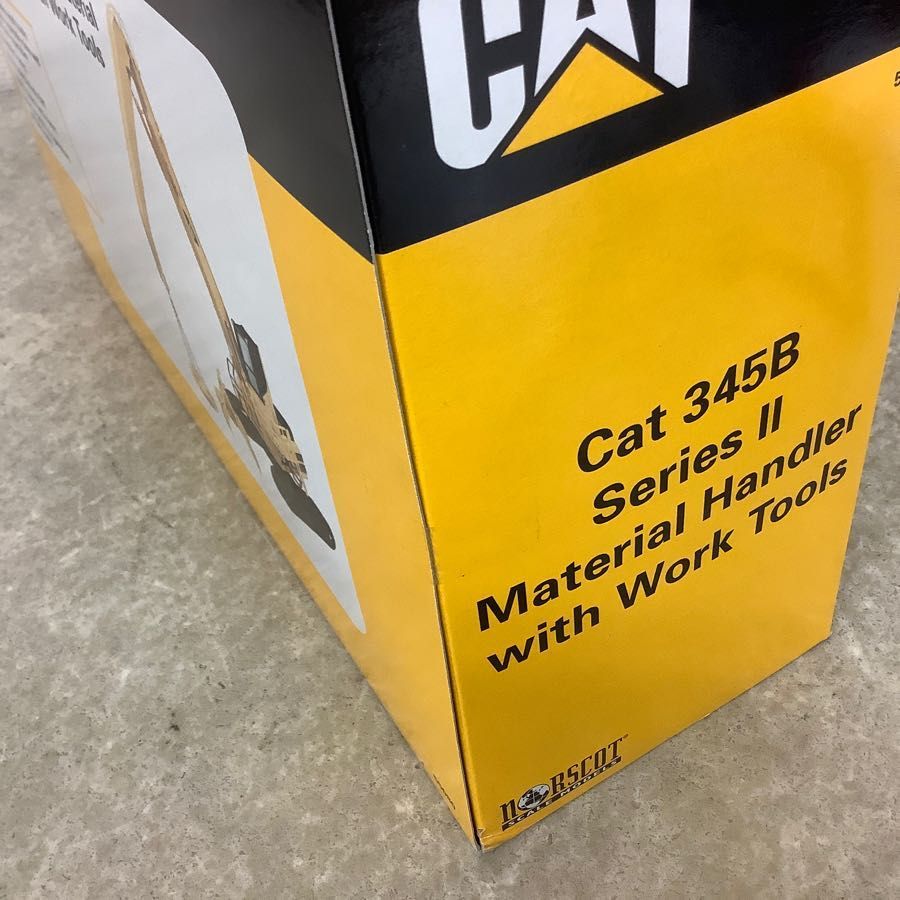 CAT 1/50 CAT 345B Series II Material Handler with Work Tools / ミニカー(建設 ...