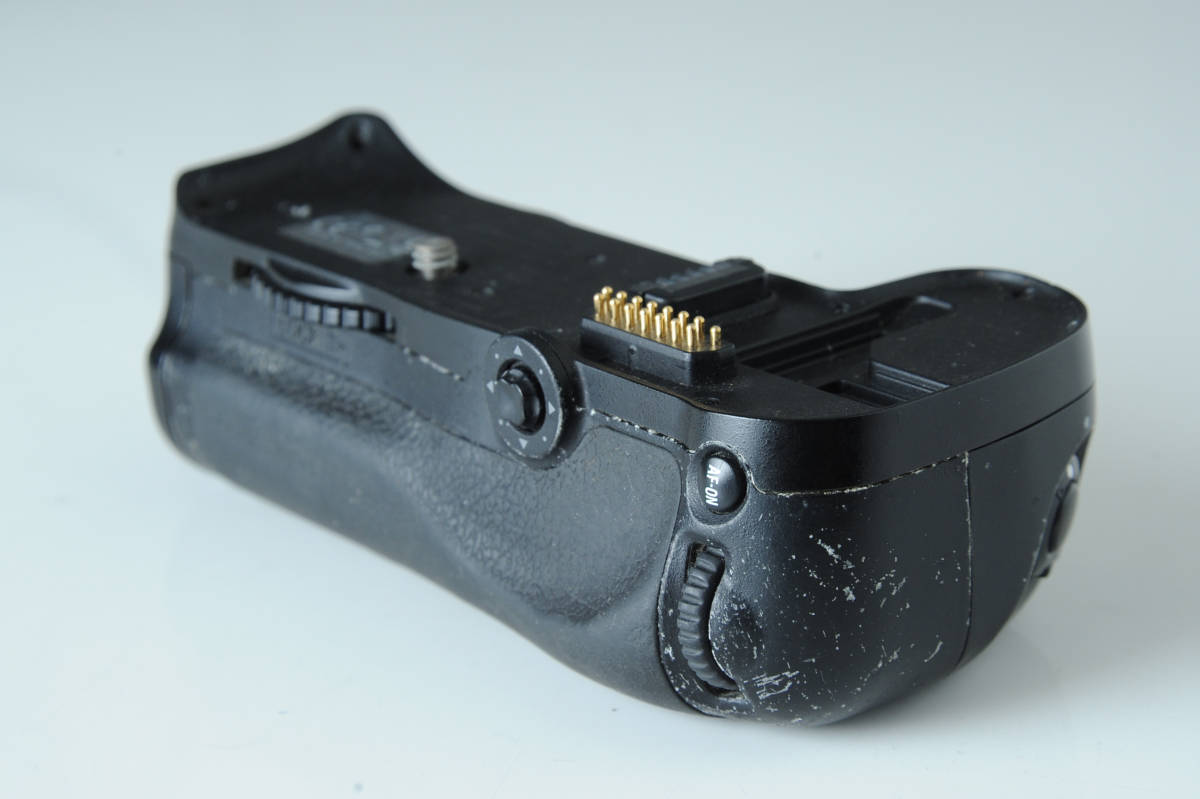 Nikon マルチパワーバッテリーパック MB-D10(アクセサリー)｜売買されたオークション情報、yahooの商品情報をアーカイブ公開 ...