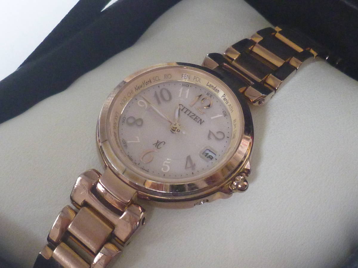 No.53 CTIZEN/シチズン/XC/クロスシー/レディース H240-T020291 電波ソーラー 動作良好(クロスシー)｜売買されたオークション情報、yahooの商品情報をアーカイブ ...