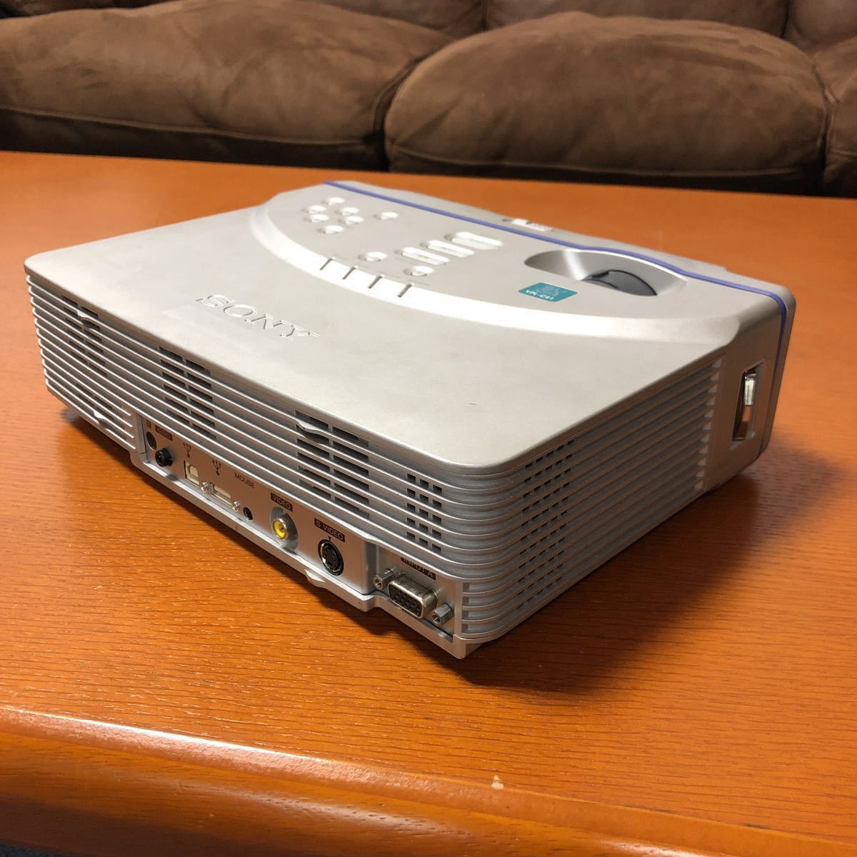 SONY ソニー VPL-CS1 LCD DATA PROJECTOR プロジェクター 本体 専用保存バッグ 品(本体)｜売買された ...