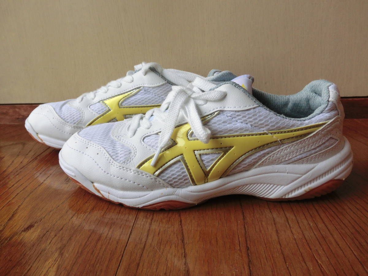 MoonStar ムーンスター 部活 運動靴 体育館シューズ ホワイト×黄色 サイズ24 0EE(24.0cm以下)｜売買されたオークション情報、yahooの商品情報をアーカイブ公開 ...