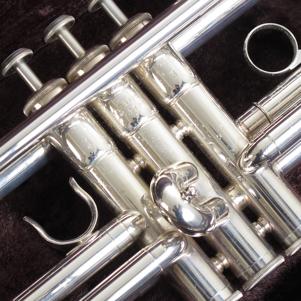 ヤマハ YTR-3320S トランペット ＜Bach唄口 3C & 7CW 付＞(本体)｜売買されたオークション情報、yahooの商品情報を ...